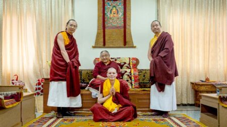 De Lama a Khenpo Rinchen Gyaltsen: títulos en la Tradición Sakya | Paramita